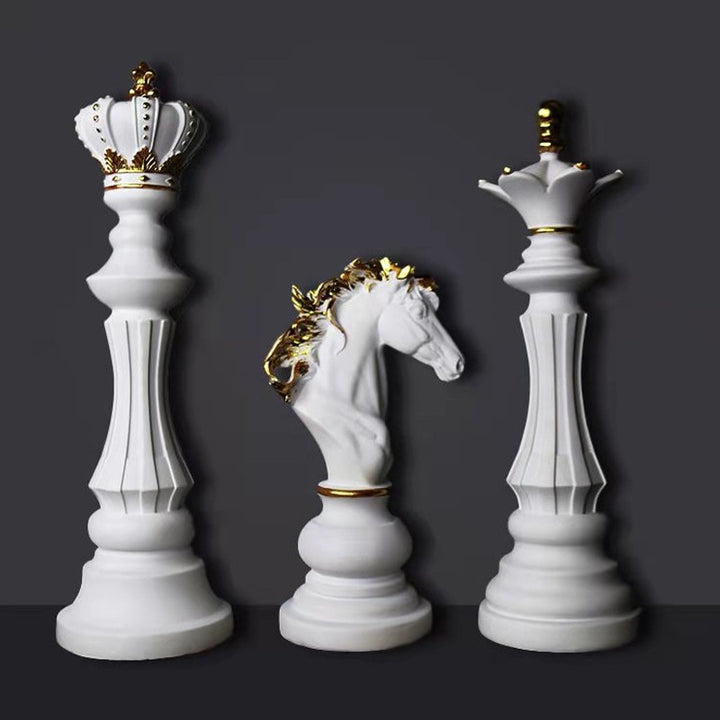 Retro Chess Statue – Arte Attic