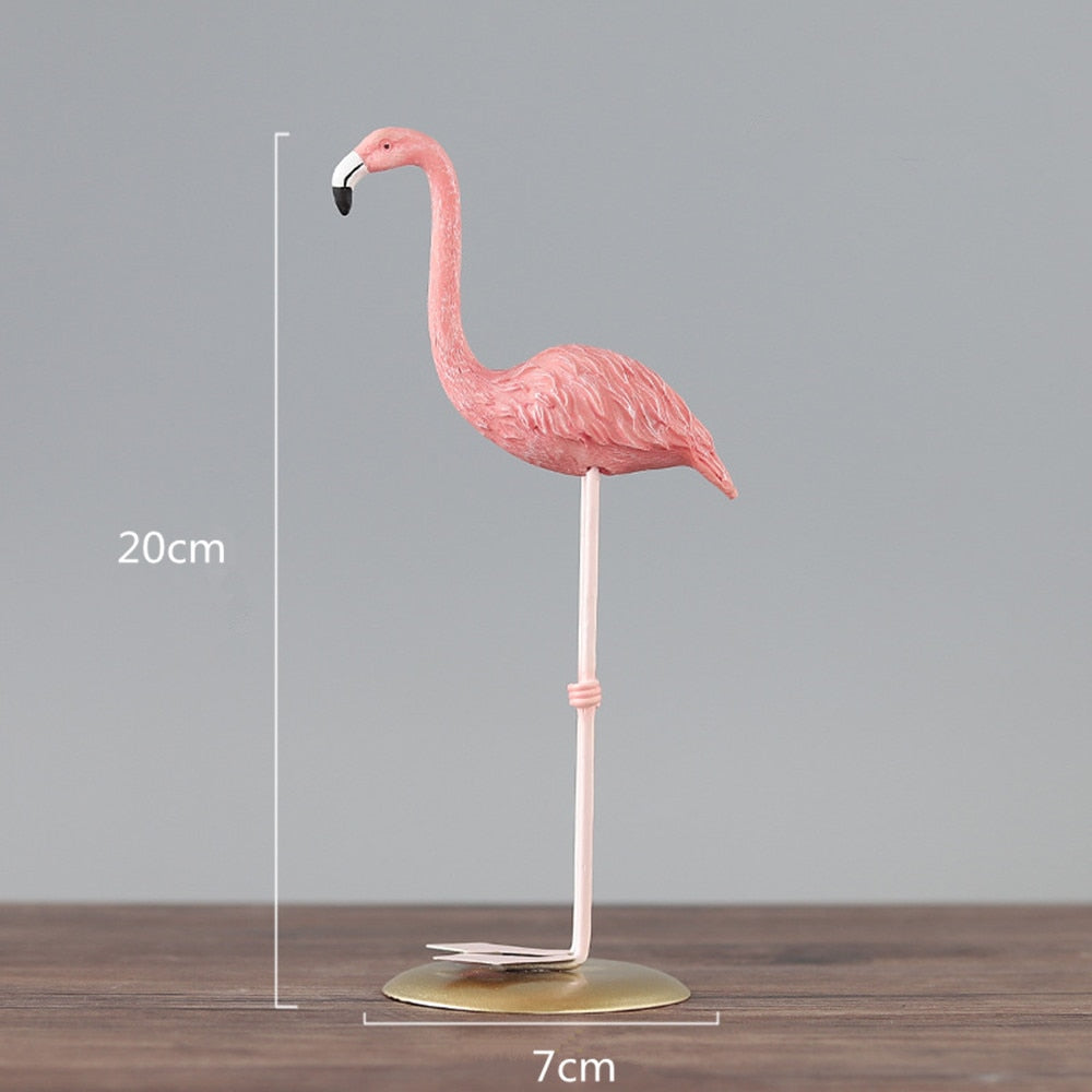 Pink Flamingo Figurine – Arte Attic