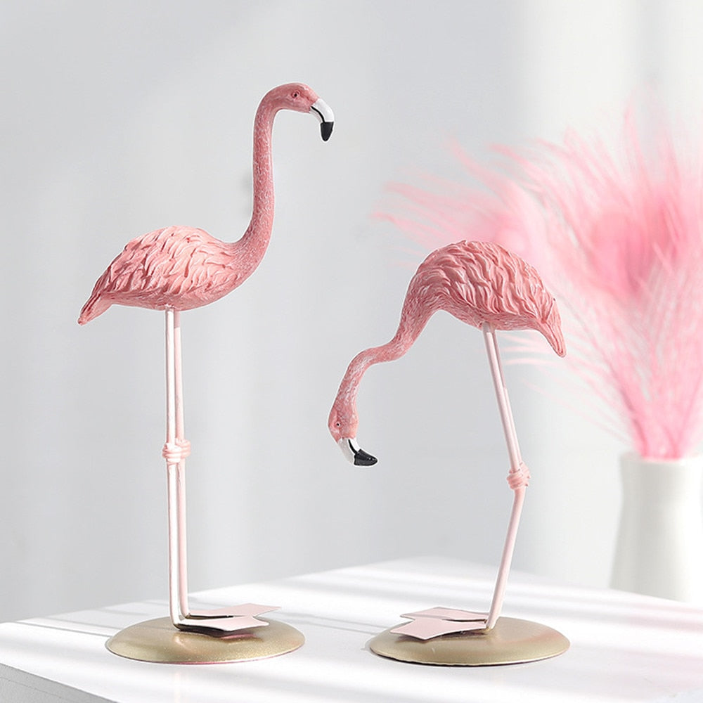 Pink Flamingo Figurine – Arte Attic