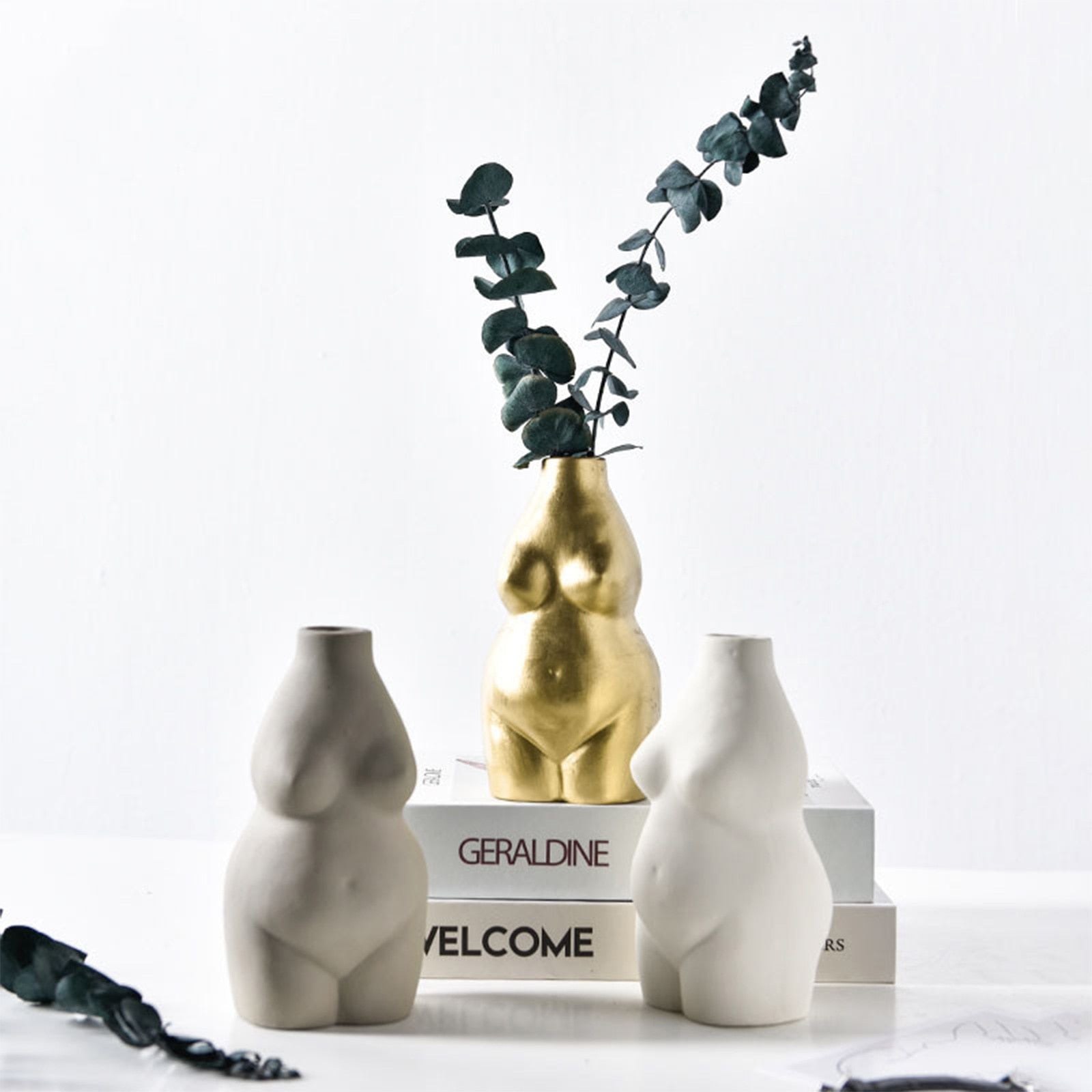 Busty Body Art Vase – Arte Attic