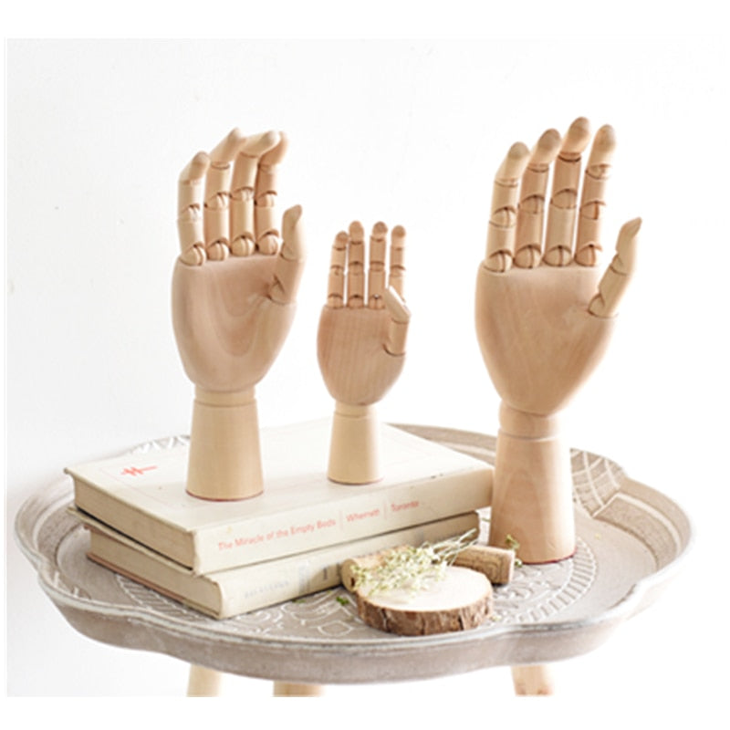 Wooden Hand Figurines – Arte Attic