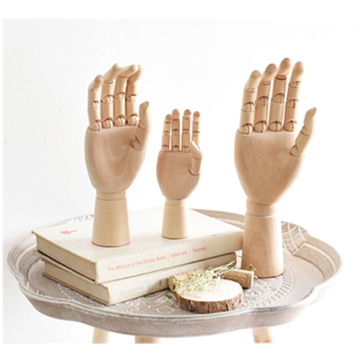 Wooden Hand Figurines – Arte Attic