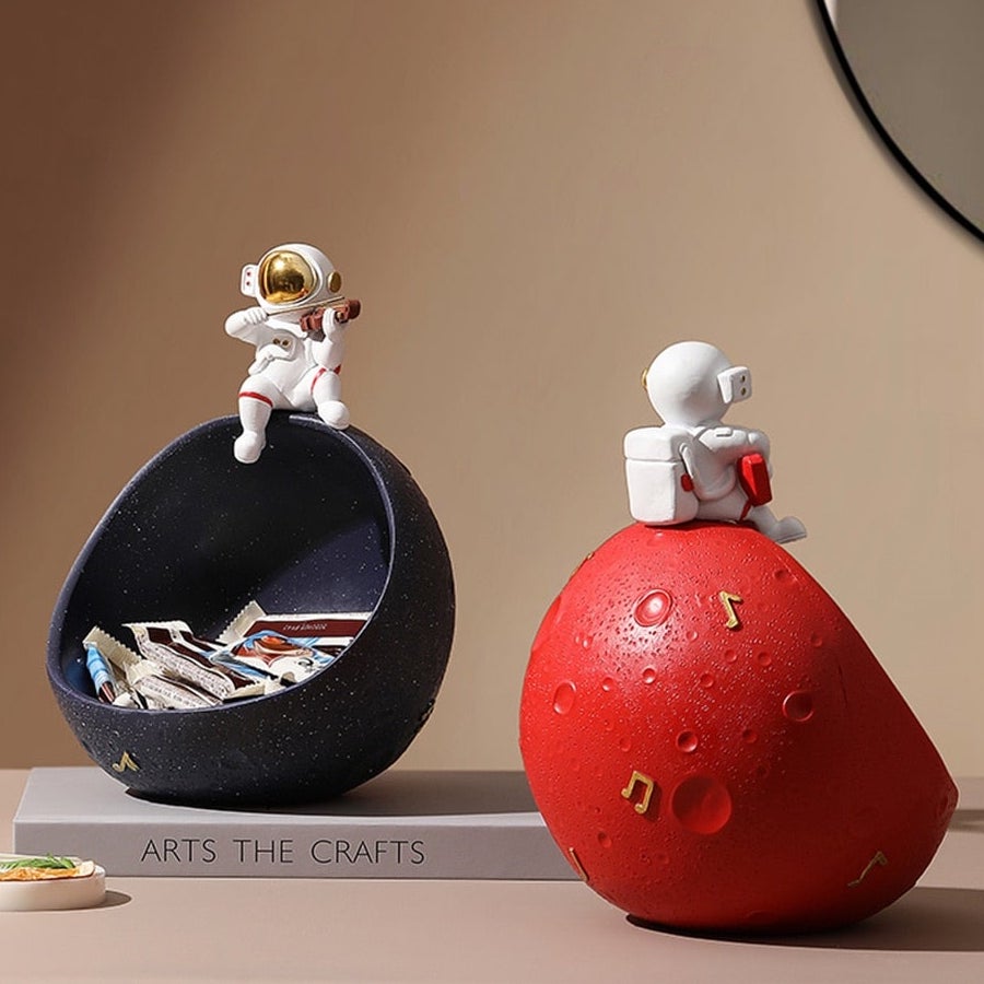 Astronaut Music Planet Storage – Arte Attic