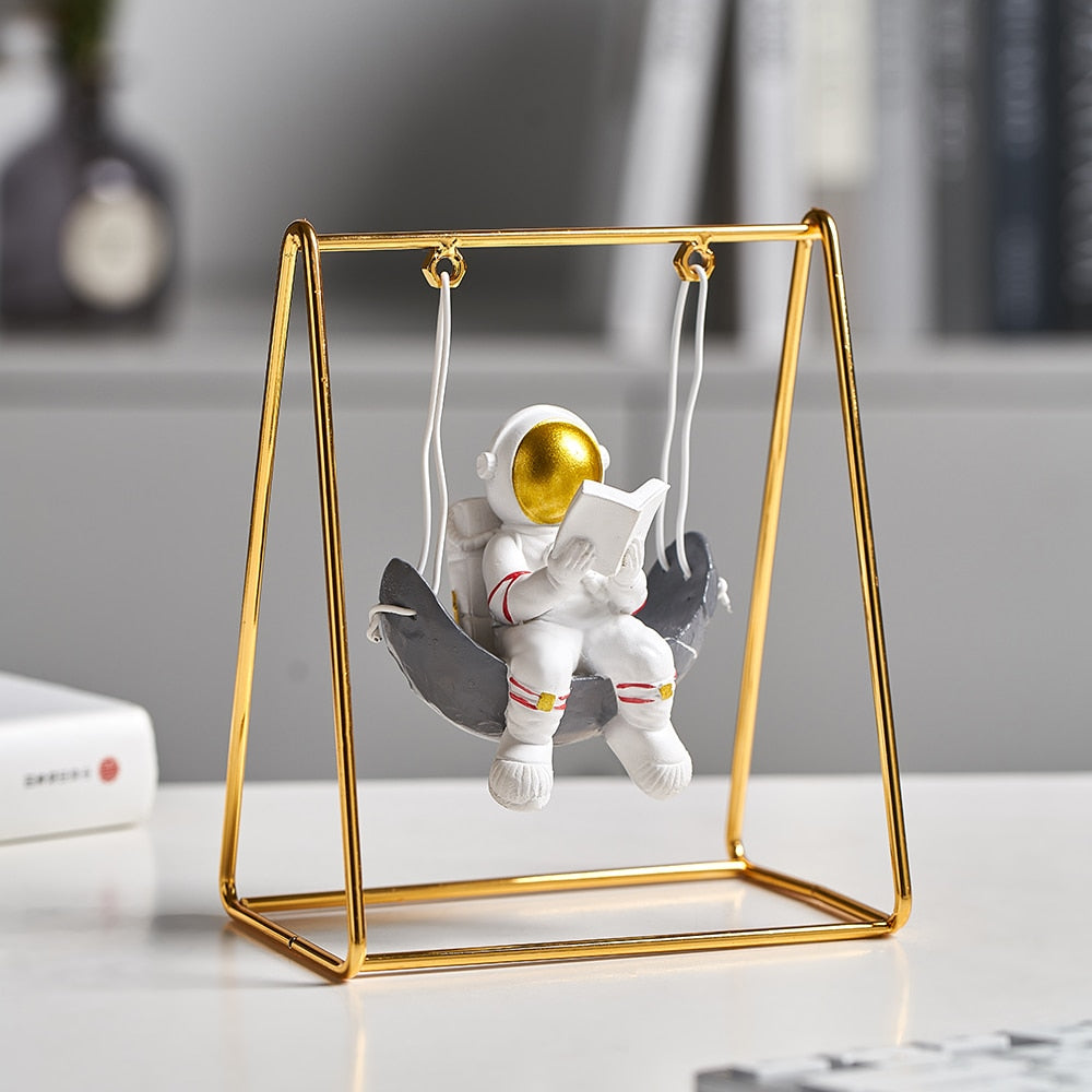 Astronaut Riding a Swing – Arte Attic